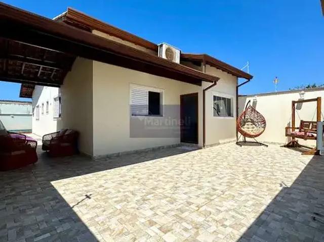 Casa / Sobrado para Venda em Itanhaém/SP Balneário Tupy 3 Quartos