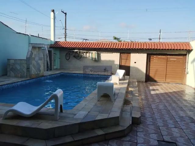 Casa / Sobrado para Venda em Itanhaém/SP Balneário Tupy 5 Quartos
