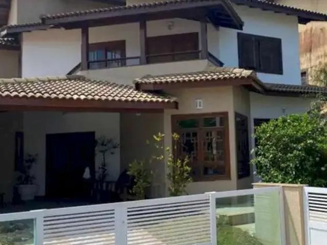 Casa / Sobrado para Venda em Itanhaém/SP Balneário Campos Eliseos 5 Quartos