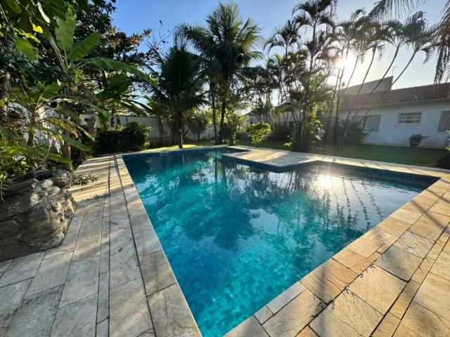 Casa / Sobrado para Venda em Itanhaém/SP Balneário Campos Eliseos 7 Quartos