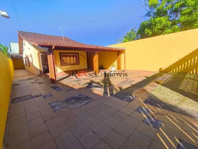 Casa / Sobrado para Venda em Itanhaém/SP Balneário Campos Eliseos 3 Quartos