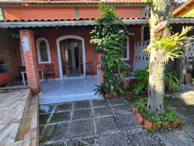 Casa / Sobrado para Venda em Itanhaém/SP Balneário Campos Eliseos 3 Quartos