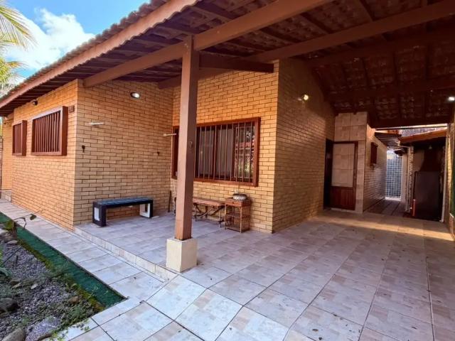 Casa / Sobrado para Venda em Itanhaém/SP Balneário Campos Eliseos 3 Quartos