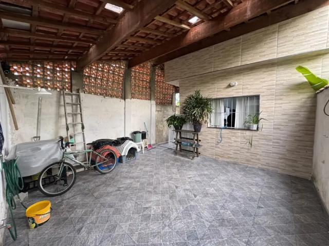 Casa / Sobrado para Venda em Itanhaém/SP Balneário Campos Eliseos 3 Quartos