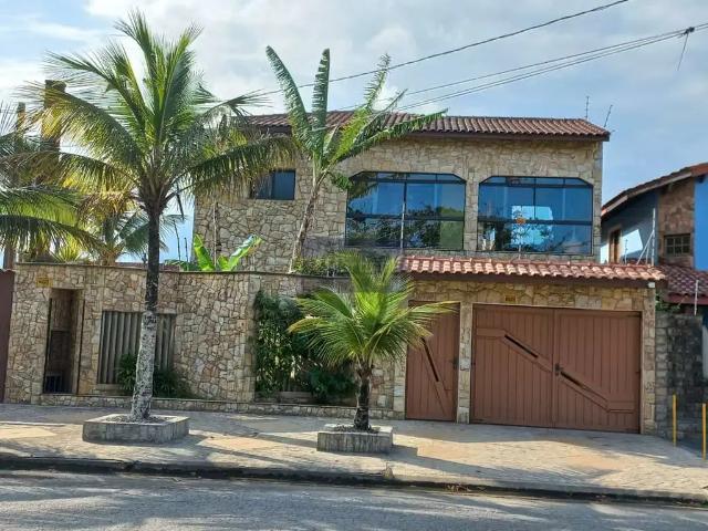 Casa / Sobrado para Venda em Itanhaém/SP Gaivota Praia 5 Quartos