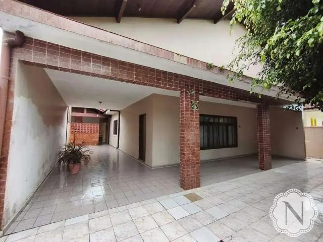 Casa / Sobrado para Venda em Itanhaém/SP Balneário Marrocos 3 Quartos