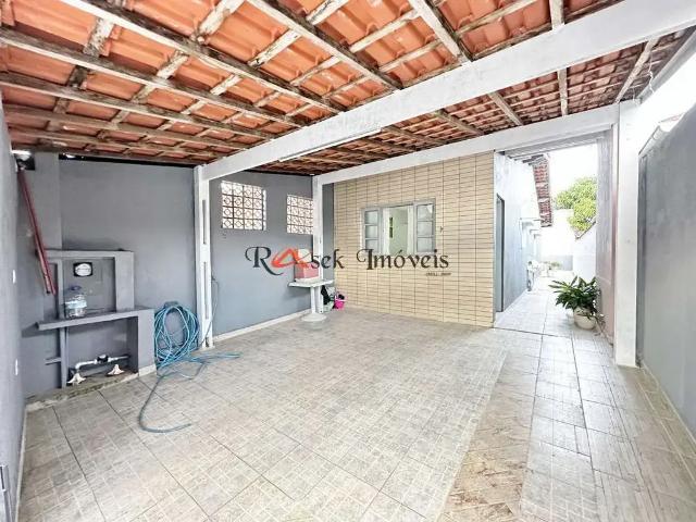 Casa / Sobrado para Venda em Itanhaém/SP Belas Artes 2 Quartos