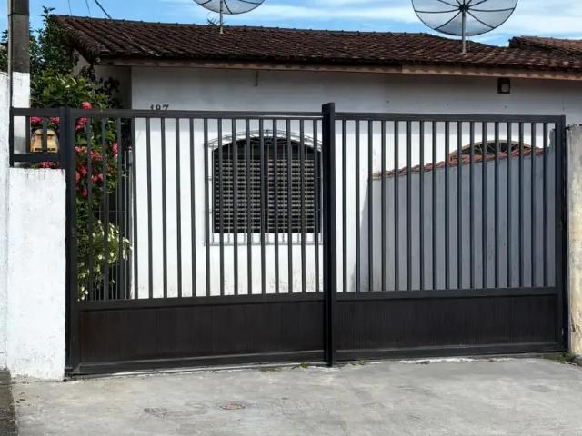 Casa / Sobrado para Venda em Itanhaém/SP Belas Artes 2 Quartos