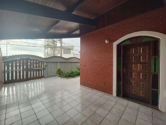 Casa / Sobrado para Venda em Itanhaém/SP Belas Artes 3 Quartos
