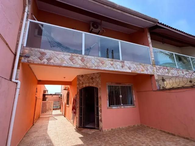 Casa / Sobrado para Venda em Itanhaém/SP Belas Artes 3 Quartos