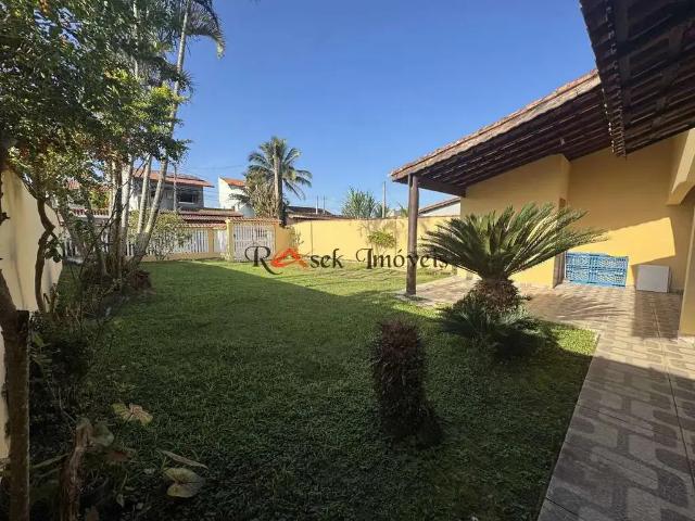 Casa / Sobrado para Venda em Itanhaém/SP Bopiranga 3 Quartos