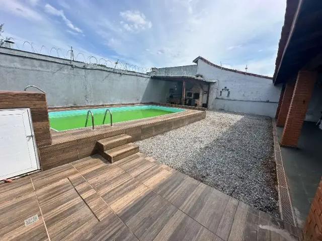 Casa / Sobrado para Venda em Itanhaém/SP Bopiranga 3 Quartos