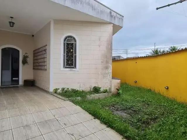 Casa / Sobrado para Venda em Itanhaém/SP Bopiranga 3 Quartos