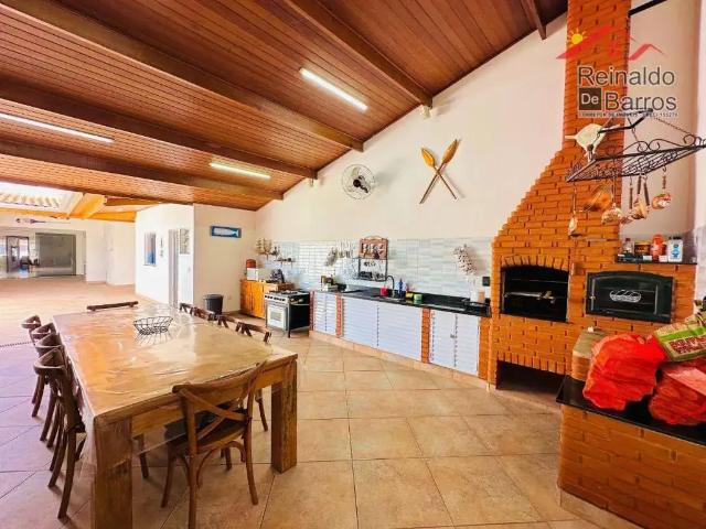 Casa / Sobrado para Venda em Itanhaém/SP Centro 4 Quartos