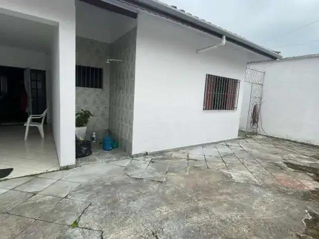 Casa / Sobrado para Venda em Itanhaém/SP Centro 4 Quartos