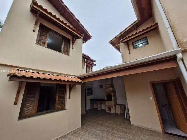 Casa / Sobrado para Venda em Itanhaém/SP Centro 5 Quartos
