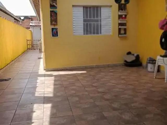 Casa / Sobrado para Venda em Itanhaém/SP Centro 2 Quartos