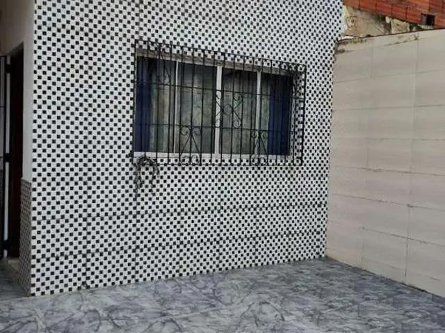 Casa / Sobrado para Venda em Itanhaém/SP Centro 2 Quartos