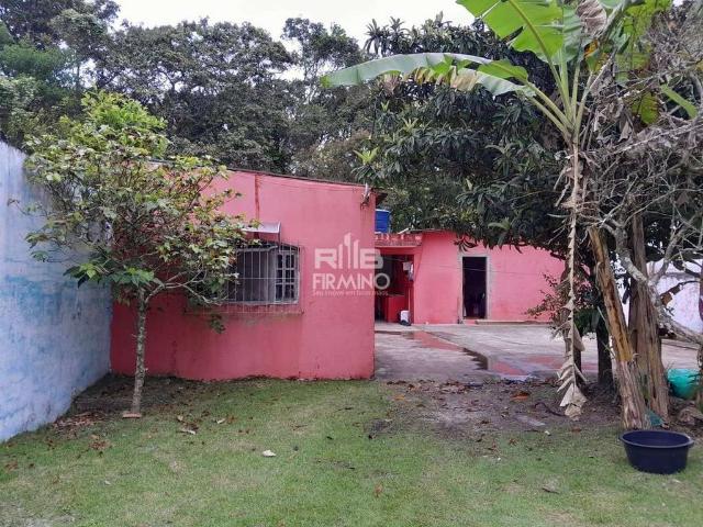 Casa / Sobrado para Venda em Itanhaém/SP Centro 2 Quartos