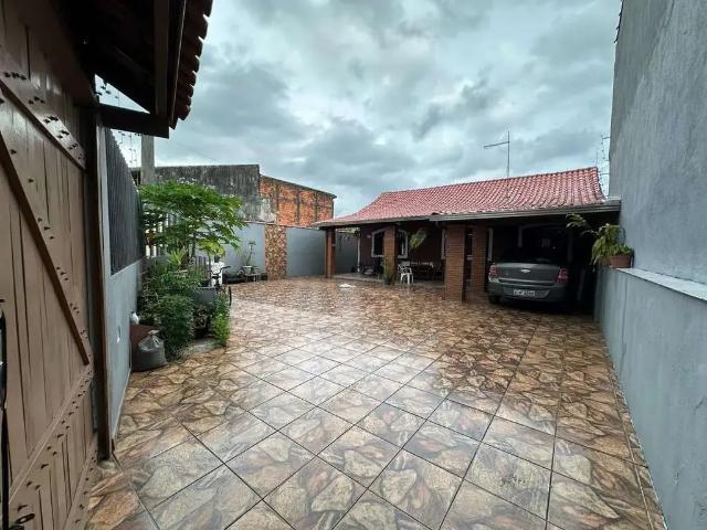 Casa / Sobrado para Venda em Itanhaém/SP Centro 2 Quartos