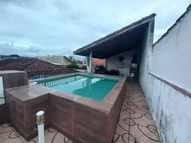 Casa / Sobrado para Venda em Itanhaém/SP Centro 2 Quartos