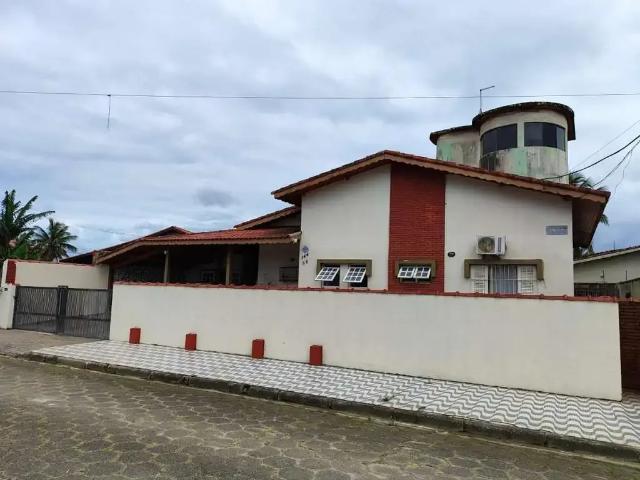 Casa / Sobrado para Venda em Itanhaém/SP Centro 3 Quartos