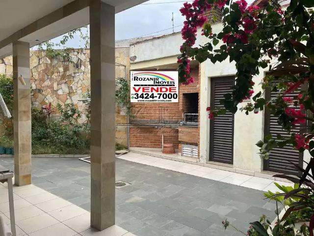 Casa / Sobrado para Venda em Itanhaém/SP Centro 3 Quartos