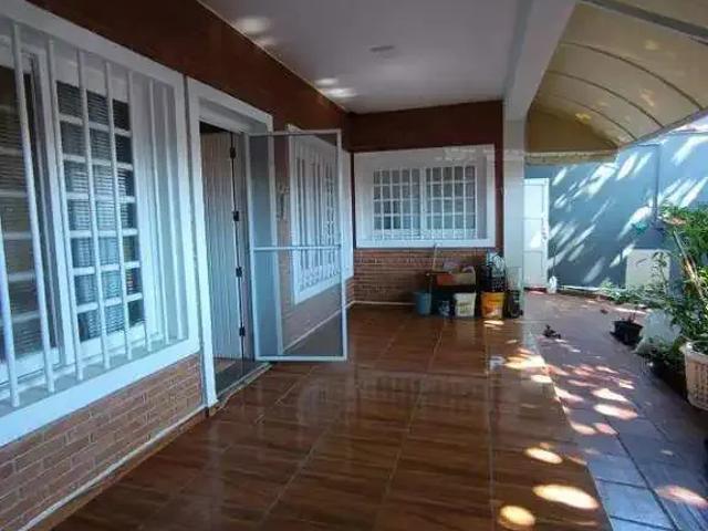 Casa / Sobrado para Venda em Itanhaém/SP Centro 3 Quartos