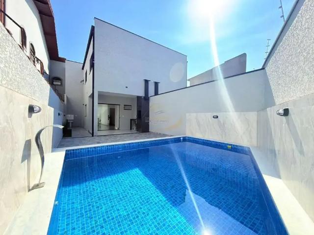 Casa / Sobrado para Venda em Itanhaém/SP Centro 3 Quartos