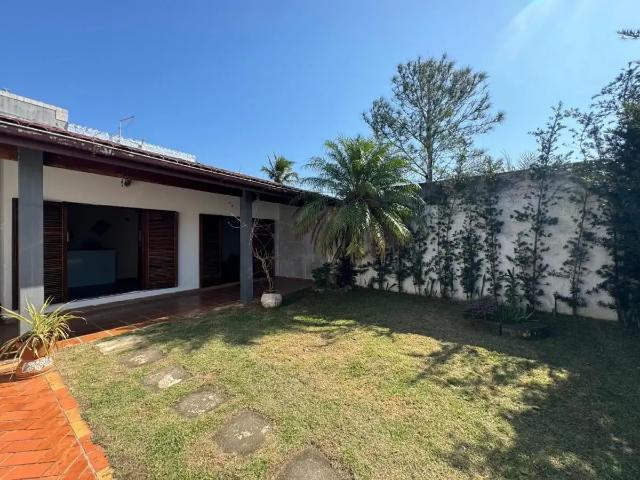 Casa / Sobrado para Venda em Itanhaém/SP Cibratel II 4 Quartos