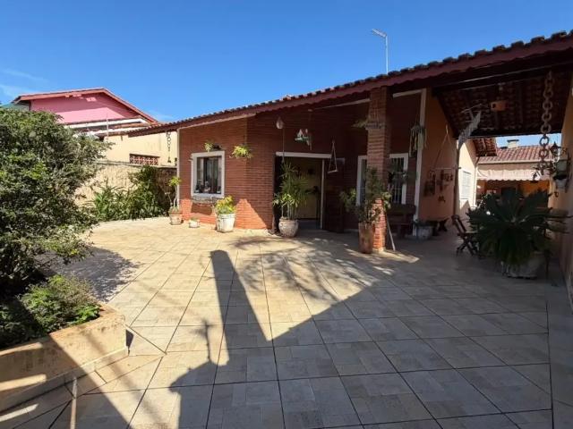 Casa / Sobrado para Venda em Itanhaém/SP Cibratel 3 Quartos