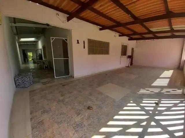 Casa / Sobrado para Venda em Itanhaém/SP Estância de Santa Cruz 4 Quartos