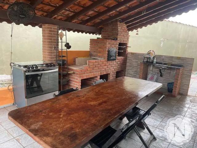 Casa / Sobrado para Venda em Itanhaém/SP Guarda Civil 3 Quartos