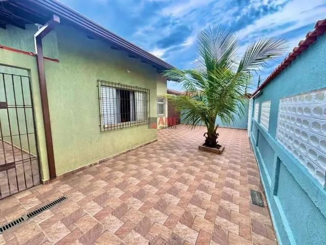 Casa / Sobrado para Venda em Itanhaém/SP Guarda Civil 3 Quartos