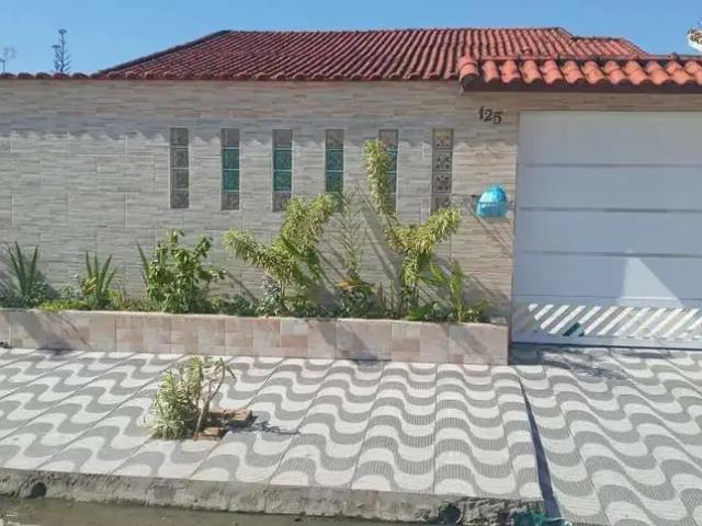 Casa / Sobrado para Venda em Itanhaém/SP Jardim Umuarama 3 Quartos