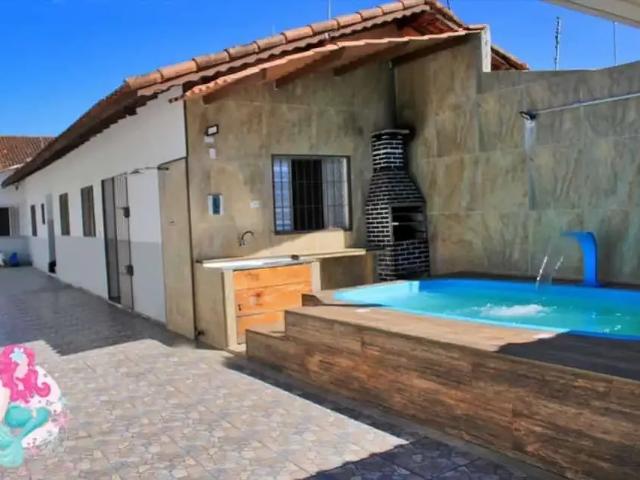 Casa / Sobrado para Venda em Itanhaém/SP Jardim Corumbá 3 Quartos
