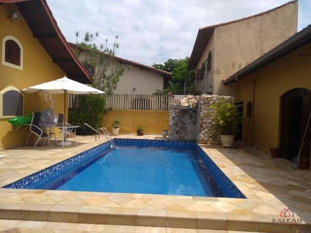 Casa / Sobrado para Venda em Itanhaém/SP Jardim Coronel 4 Quartos