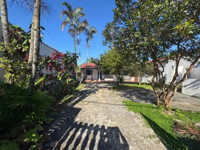 Casa / Sobrado para Venda em Itanhaém/SP Jardim das Palmeiras 2 Quartos