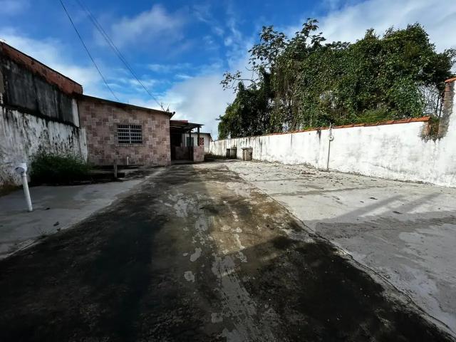 Casa / Sobrado para Venda em Itanhaém/SP Jardim das Palmeiras 2 Quartos
