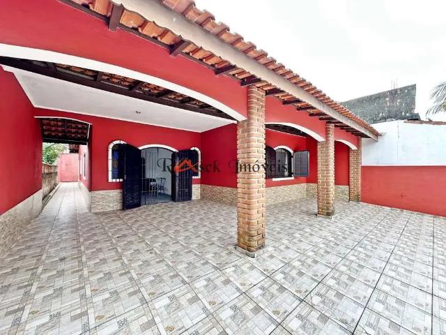 Casa / Sobrado para Venda em Itanhaém/SP Jardim das Palmeiras 3 Quartos