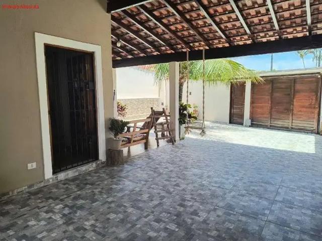 Casa / Sobrado para Venda em Itanhaém/SP Jardim das Palmeiras 3 Quartos