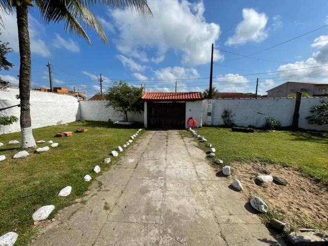 Casa / Sobrado para Venda em Itanhaém/SP Jardim das Palmeiras 3 Quartos