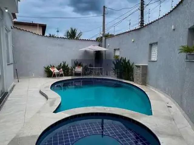 Casa / Sobrado para Venda em Itanhaém/SP Jardim Grandesp 4 Quartos