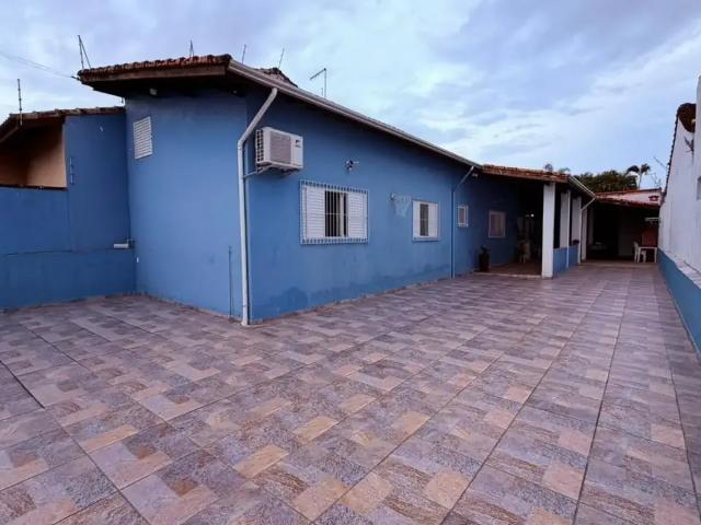 Casa / Sobrado para Venda em Itanhaém/SP Jardim Grandesp 4 Quartos