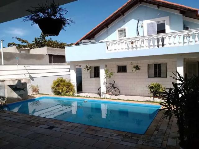 Casa / Sobrado para Venda em Itanhaém/SP Jardim Grandesp 6 Quartos
