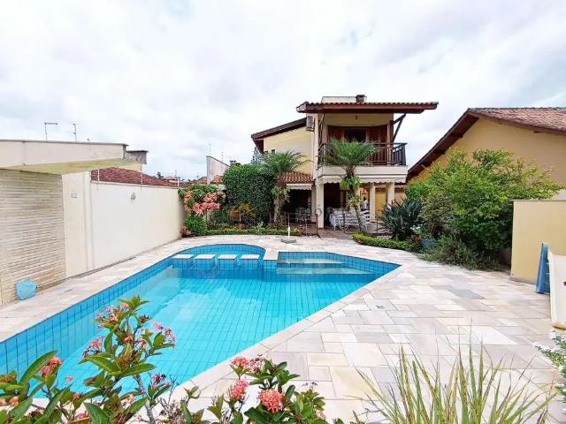 Casa / Sobrado para Venda em Itanhaém/SP Jardim Grandesp 8 Quartos