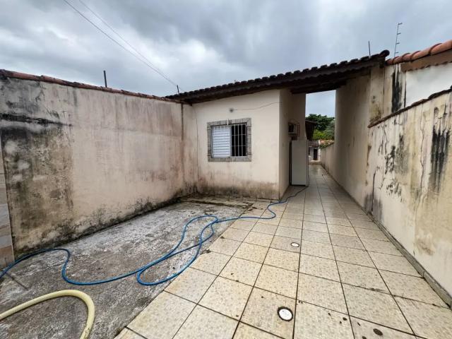 Casa / Sobrado para Venda em Itanhaém/SP Jardim Grandesp 2 Quartos