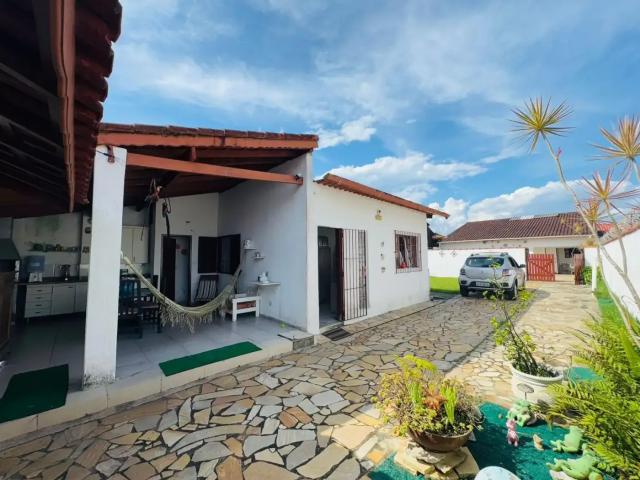 Casa / Sobrado para Venda em Itanhaém/SP Jardim Grandesp 3 Quartos