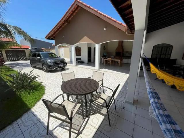 Casa / Sobrado para Venda em Itanhaém/SP Jardim Grandesp 3 Quartos