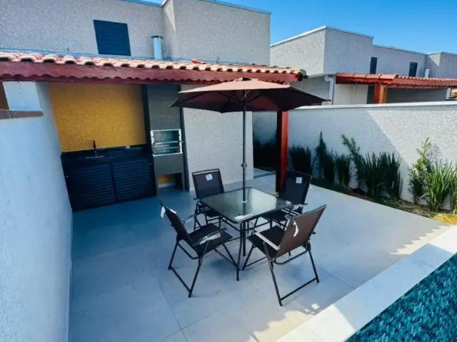 Casa / Sobrado para Venda em Itanhaém/SP Jardim Grandesp 3 Quartos